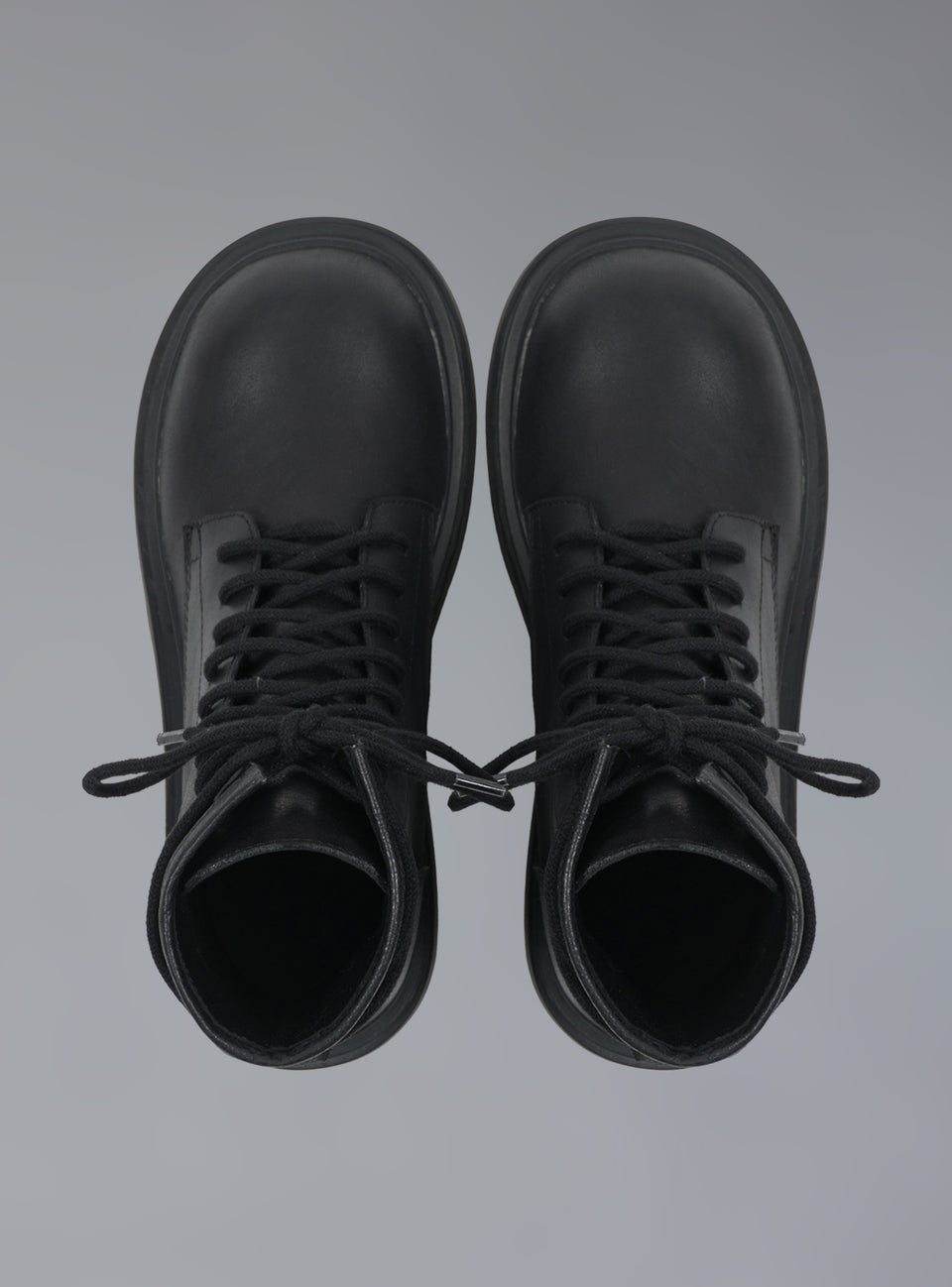 Combat Lace-Up Boot In Black Leather | UNIF