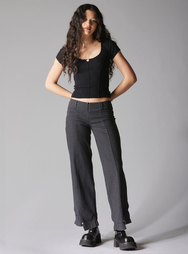 XAE Ribbed Crop Top