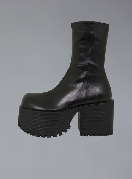 UNIF | Slug Boot