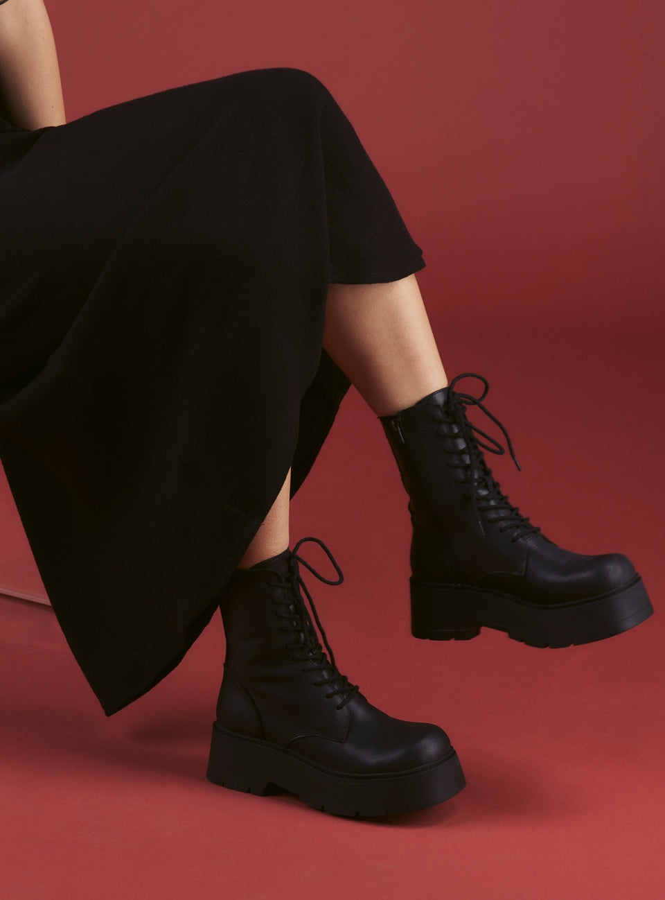 Black Platform Lace-Up Combat Boot | UNIF